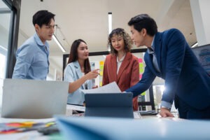 How to Speak in a Group Presentation | Group Project Template Tips